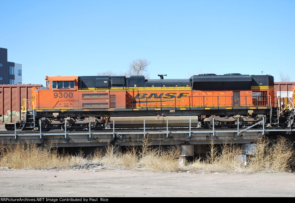 BNSF 9300